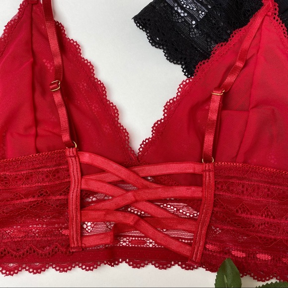 Spree | Intimates & Sleepwear | 2 Pack Floral Lace Bra Set | Poshmark